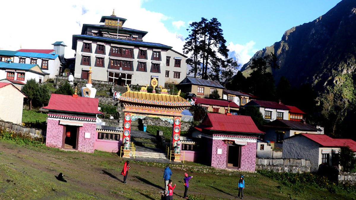 Nepal in January: Weather, Travel Tip, Best Trekking and Tours